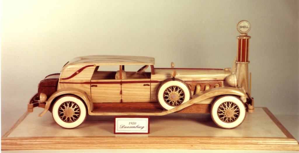 A woodworking plan for building the classic 1930 Duesenberg auto.